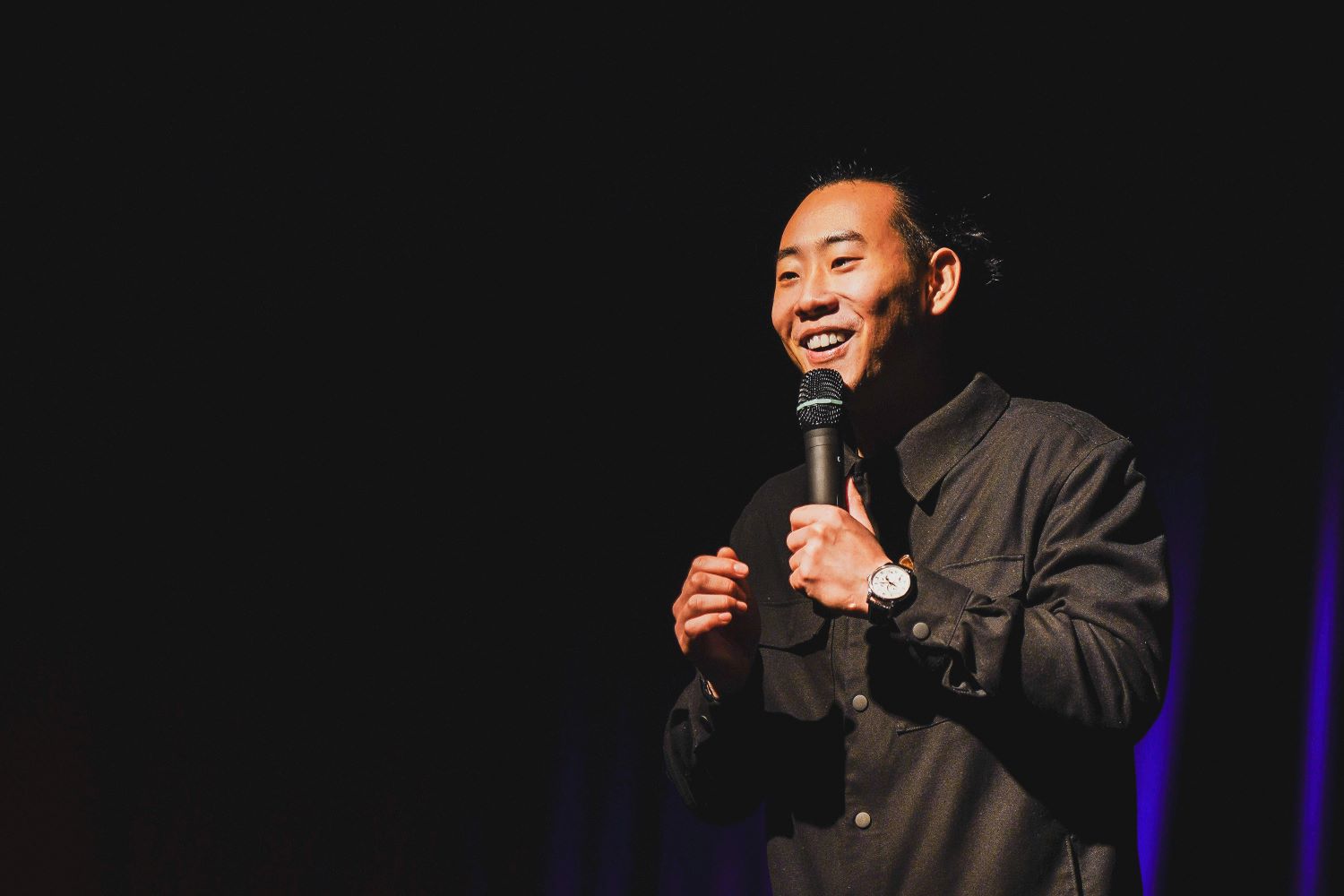 Médecin le jour, humoriste le soir : la double vie du Dr David Sun | Egora