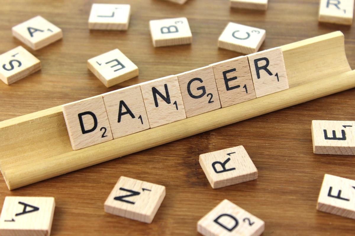 Les anesthésistes dénoncent un décret mettant "les patients en danger ...